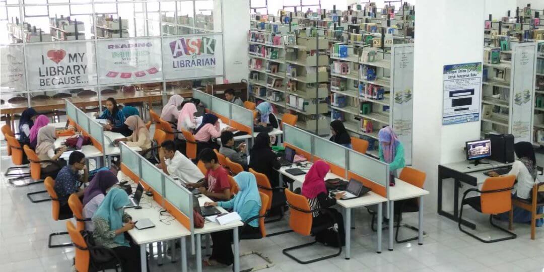 Perpustakaan; Titik Perubahan untuk Melampaui Harapan | Adhi Hermawan